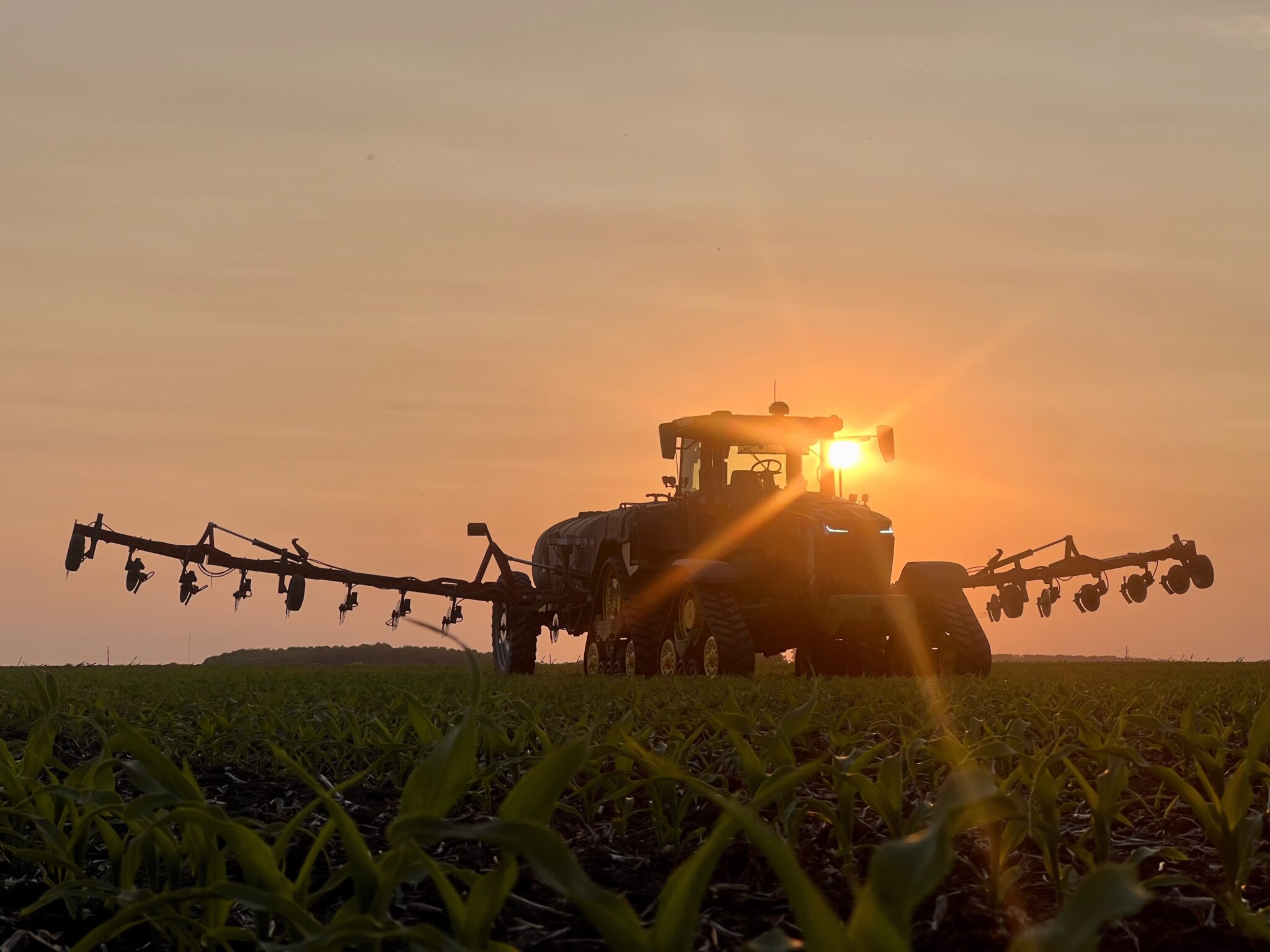 Side Dressing Versus Top Dressing as a Fertilizer Technique - Hageman ...